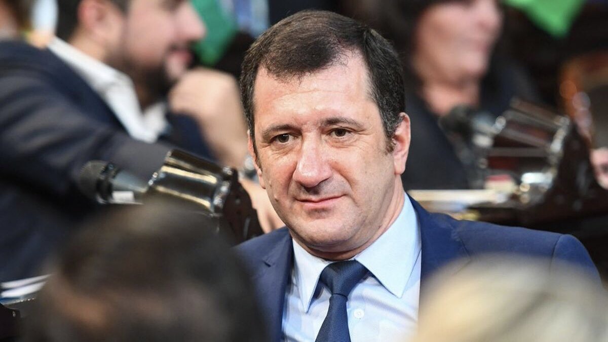 La Justicia pidió la extradición del exsenador Edgardo Kueider y su ...