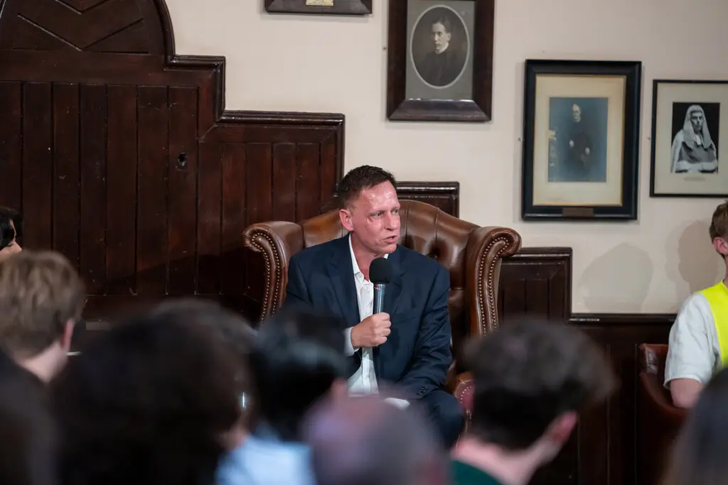 Anticristo: El día que Peter Thiel visitó Roma - La Noticia Web