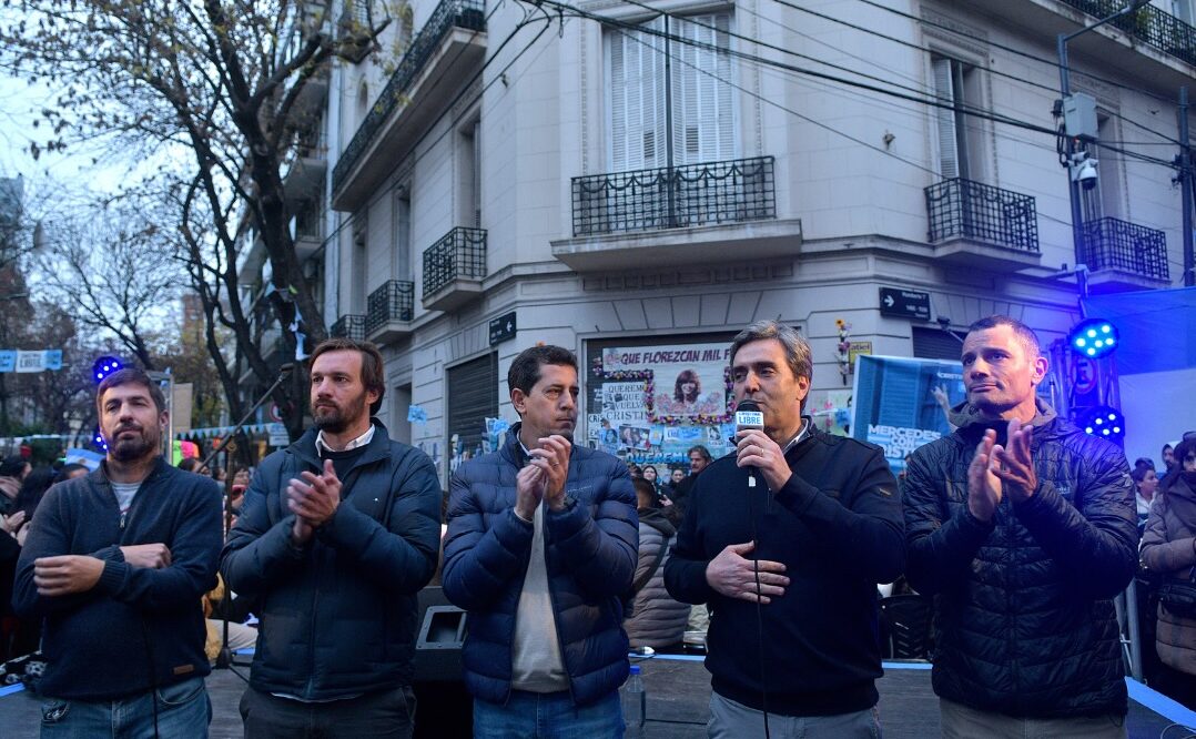 Wado de Pedro logró que intendentes dialoguistas vayan a San José 1111 ...